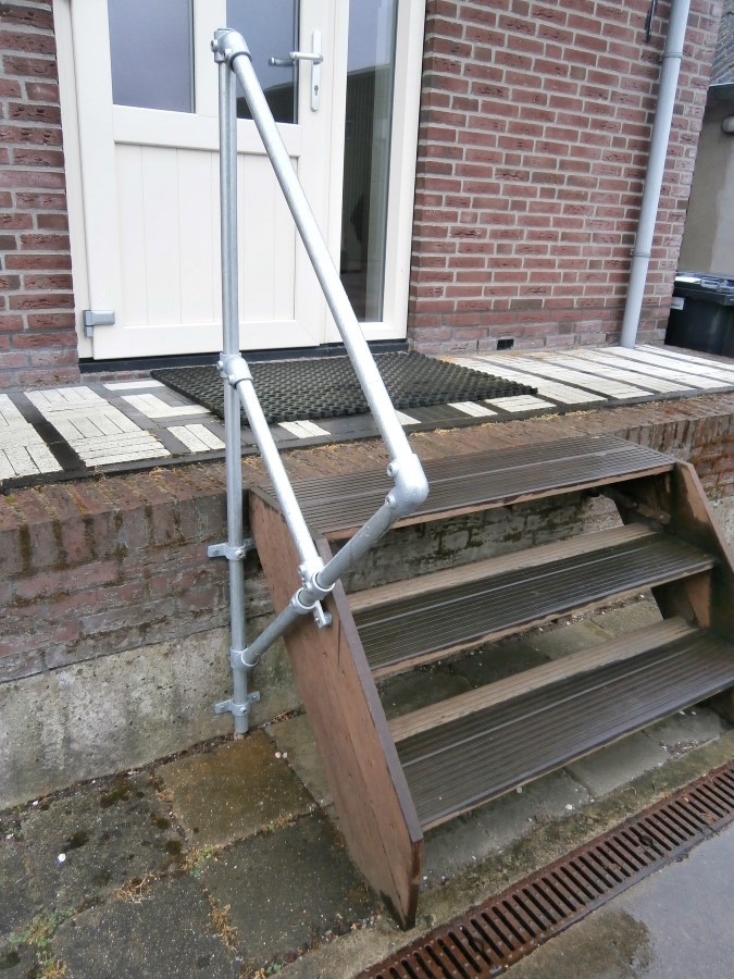 Trapleuning maken van Steigerbuis (TIP) | SteigerbuisOnline